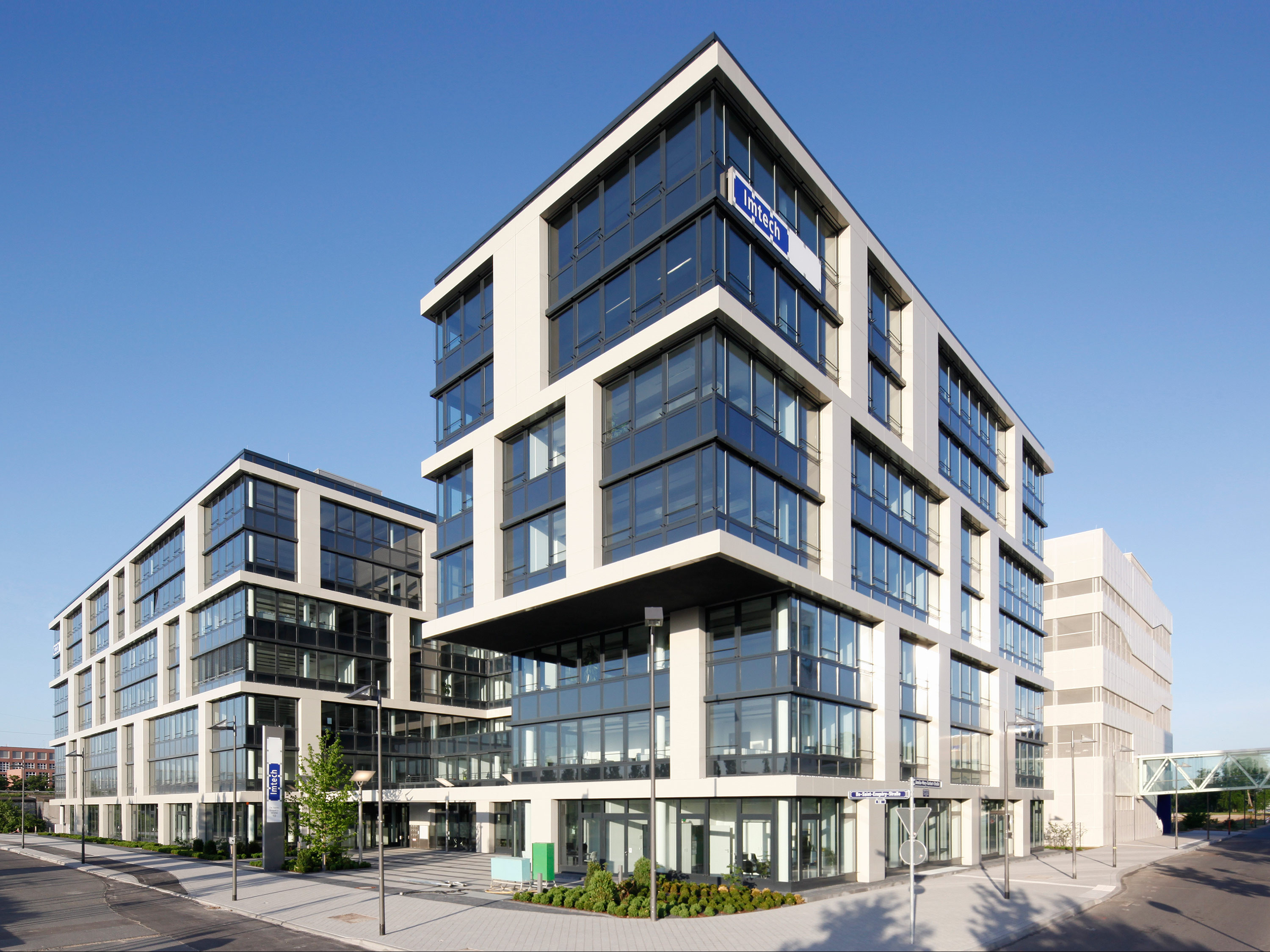 Former IMTECH-HAUS Gateway Gardens - Tchoban Voss Architekten